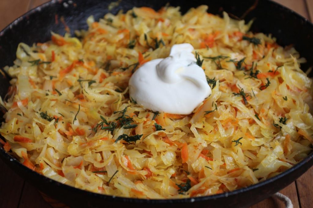 Тушеная капуста — Русская кухня - Kitchen 727