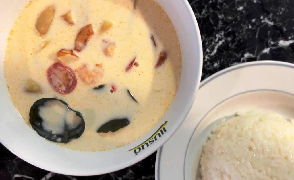 Том ям — Тайская кухня - Kitchen 727